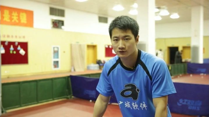 吴健讲解直板横打反手快撕
