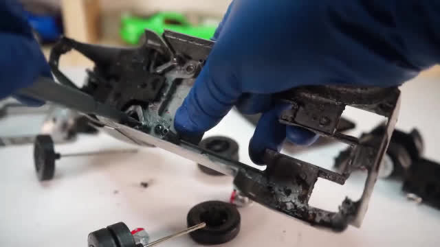 难得一见的1947福特拖车模型完美修复