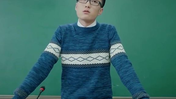 班主任第一次自我介绍,就把同学们震住了,这个名字独一无二!