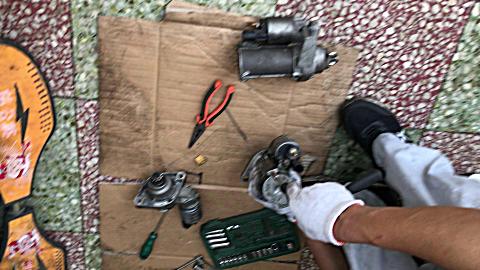 大众迈腾启动啪啪响不转,起动机小鸡坏了