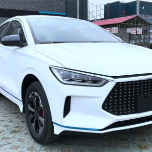 #新车情报局# 【比亚迪e2的三厢版? 比亚迪e3将10月24日上市】...