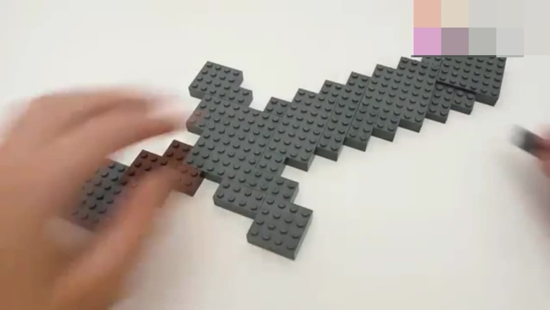 乐高积木MOC,拼搭我的世界钻石宝剑