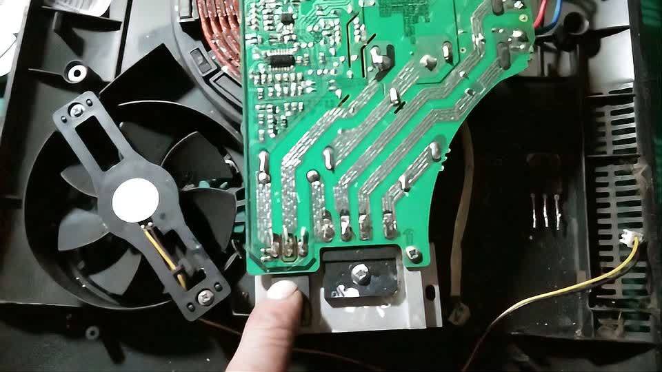 电磁炉的功率管刚换过又烧坏了看看是什么原因造成的