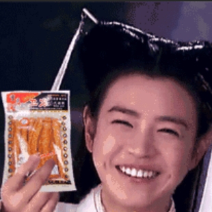 吃辣条的小萌妹 