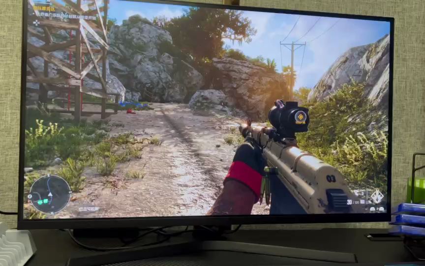 32寸4k144hz显示器,特效全开也没有任何影响~