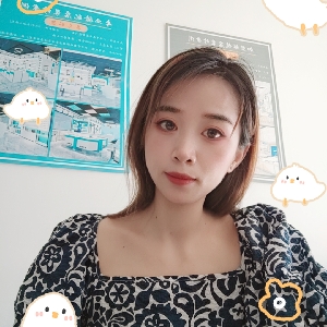 眼镜娜娜 