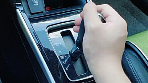 自动挡开车,很新手都不知道这点