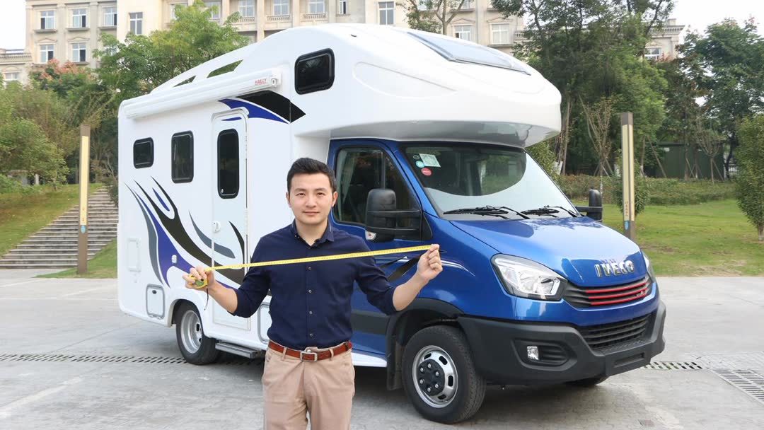 性价比超高的自动挡房车,400W太阳能600AH锂电,带航空减震座椅