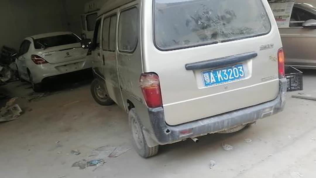 11年的五菱之光面包车,车贩子老板要卖五千,千万不要入坑