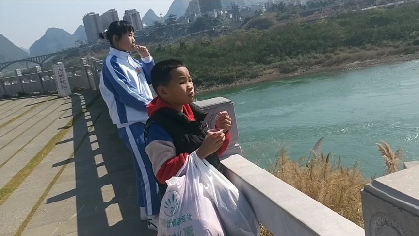 新年的第一天陪着我的孩子过着简单愉快又充实的假日