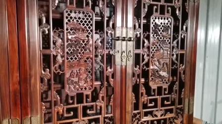 霸气侧漏的红木办公桌,放在办公室里大气,老板红木办公桌