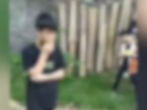 30秒|中学生校外打架致1人受伤 四川中江警方介入调查