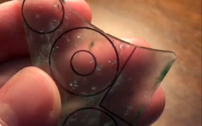 玻璃一样的翡翠来看看起货后能去换豪车了不