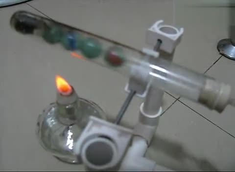 弹珠试管制作的斯特林发动机模型