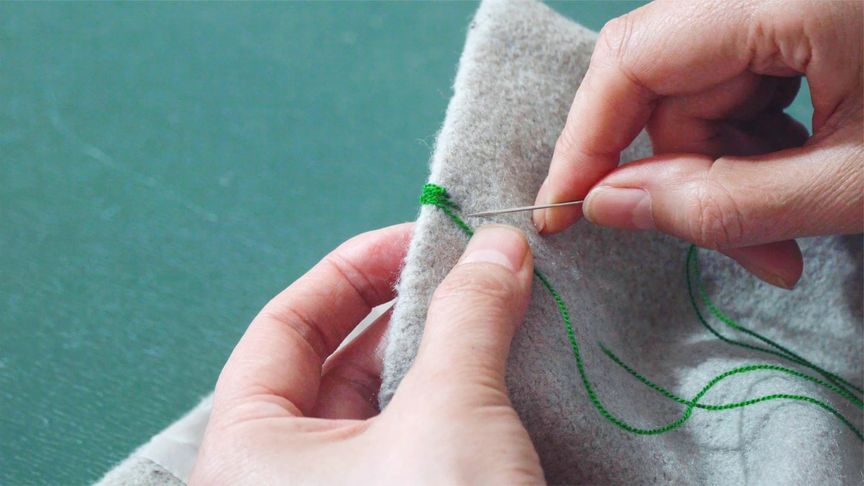 衣服过时不想穿?用新式针法缝一下,效果比新品还时尚