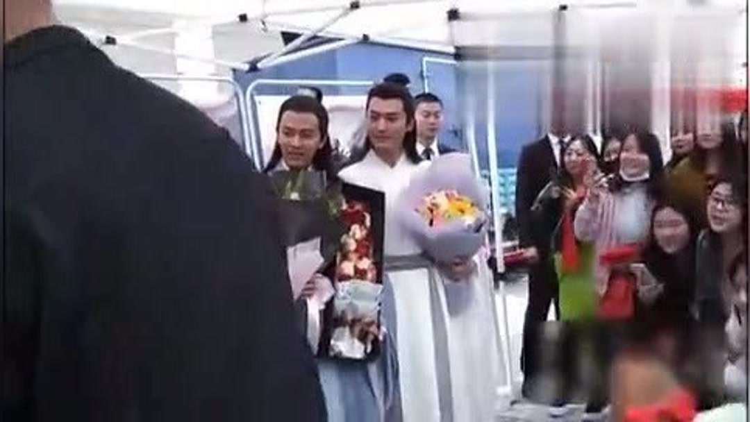 任嘉伦《白蛇传说》探班花絮:杨紫和茅子俊一起为任嘉伦过生日!