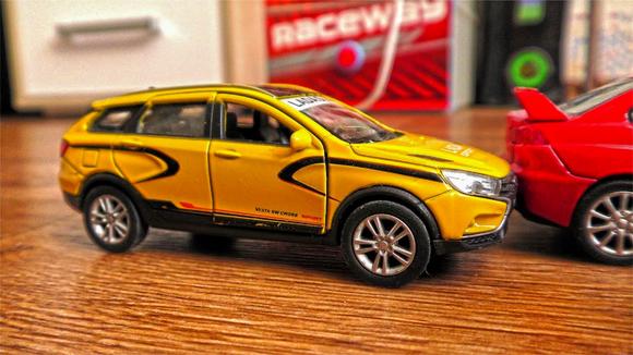 炫彩吉普车皮卡车汽车玩具展示