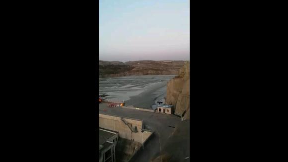 傍晚的龙口水利枢纽