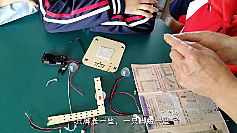 【科普短片】红绿灯的工作原理