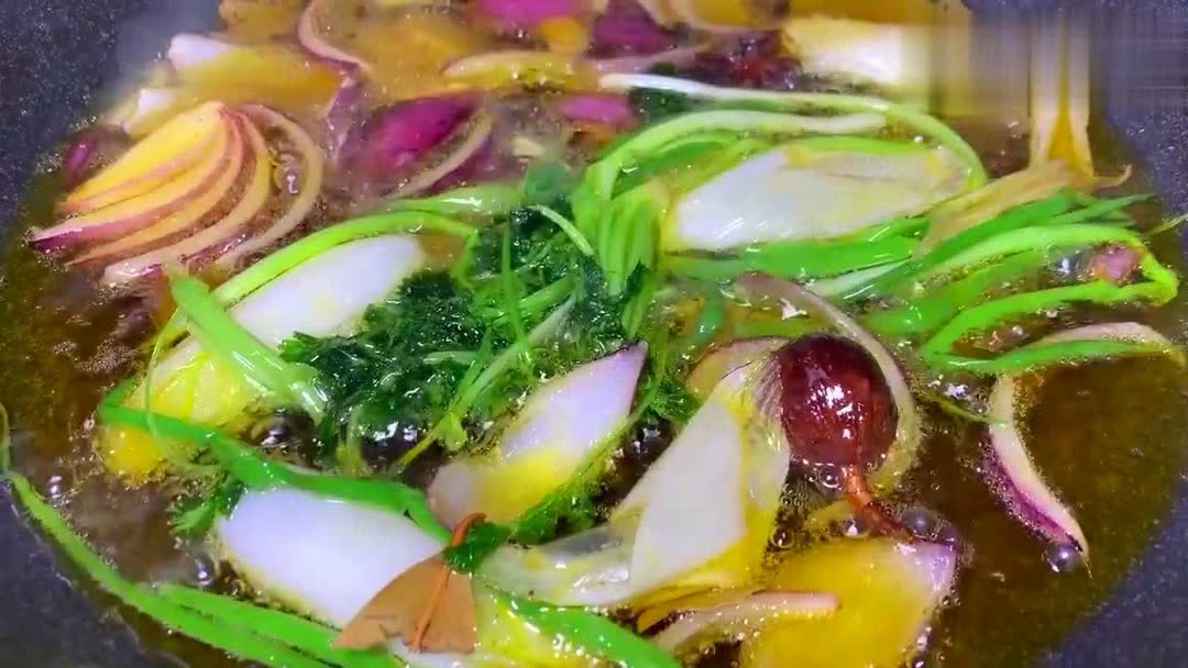 凉拌菜为什么这么好吃?关键在于这个辣椒油,配方和流程全告诉你