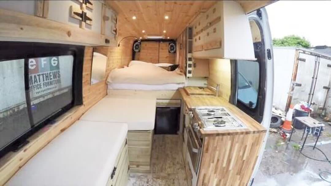 将货车改装成房车,有限空间充分利用,最后看效果不得不服!