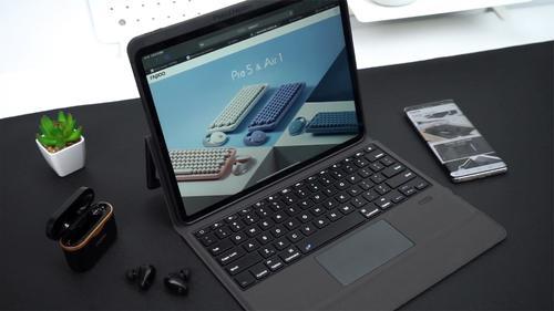 如何轻松移动办公?加一个雷柏XK300蓝牙键盘,ipad变电脑