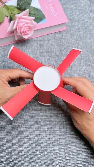 你要学不会这个纸杯飞行器,我让我男朋友厕所吃臭豆腐