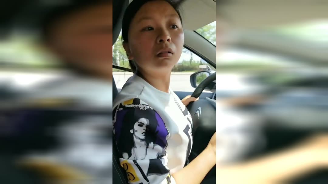 科目三: 如何做到靠边停车30公分? 这技巧让你受益无穷, 考试满分