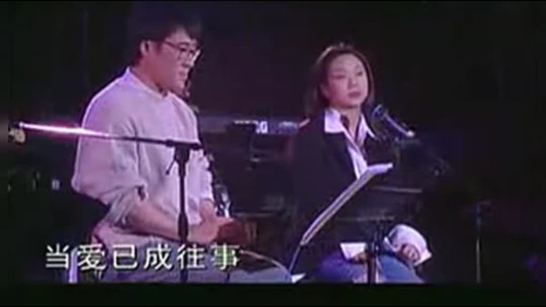 怀旧经典:珍贵,年轻的李宗盛和林忆莲合唱了这首歌曲!