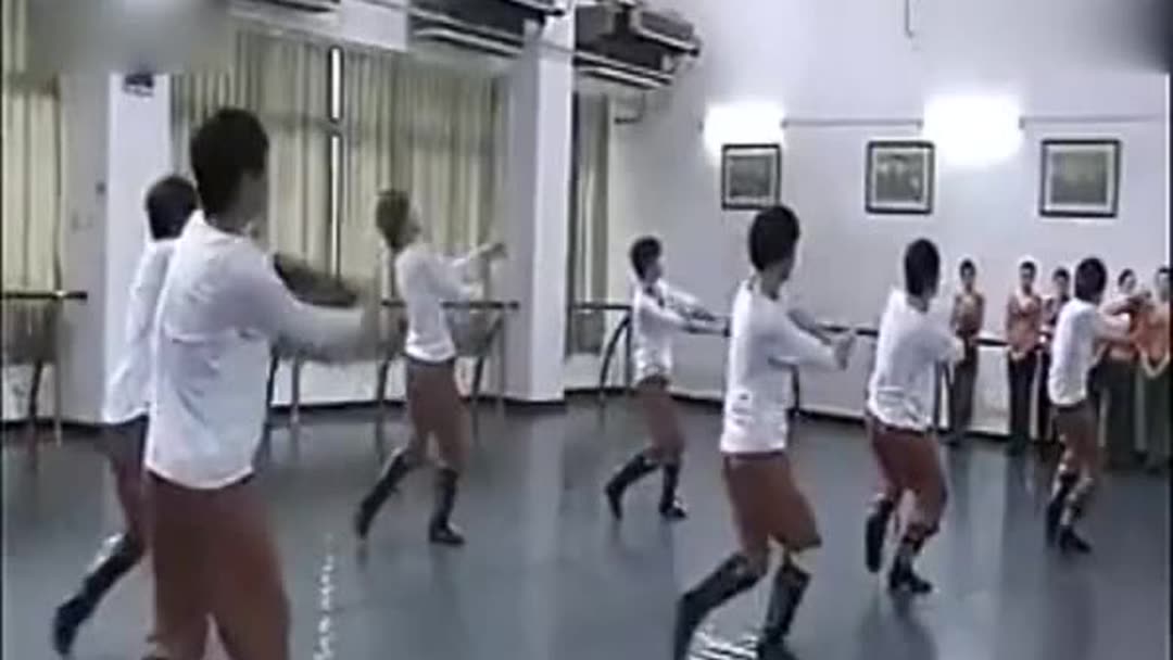 男女民族舞蹈 民族舞蹈(男女)