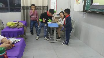 小时候的你是不是也是这样给老师背诵乘法口诀的 童年的回忆