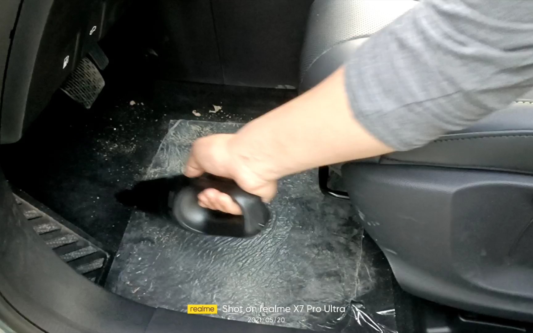 给荣威全新i5自动钻石版买了吸尘器,真TM好用!