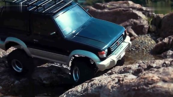 三菱也忍不住了,发布了一辆汽车模型进行越野测试