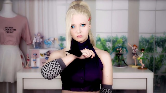 女孩疯狂模仿动漫人物,只为追回前男友,这种爱情方式太卑微