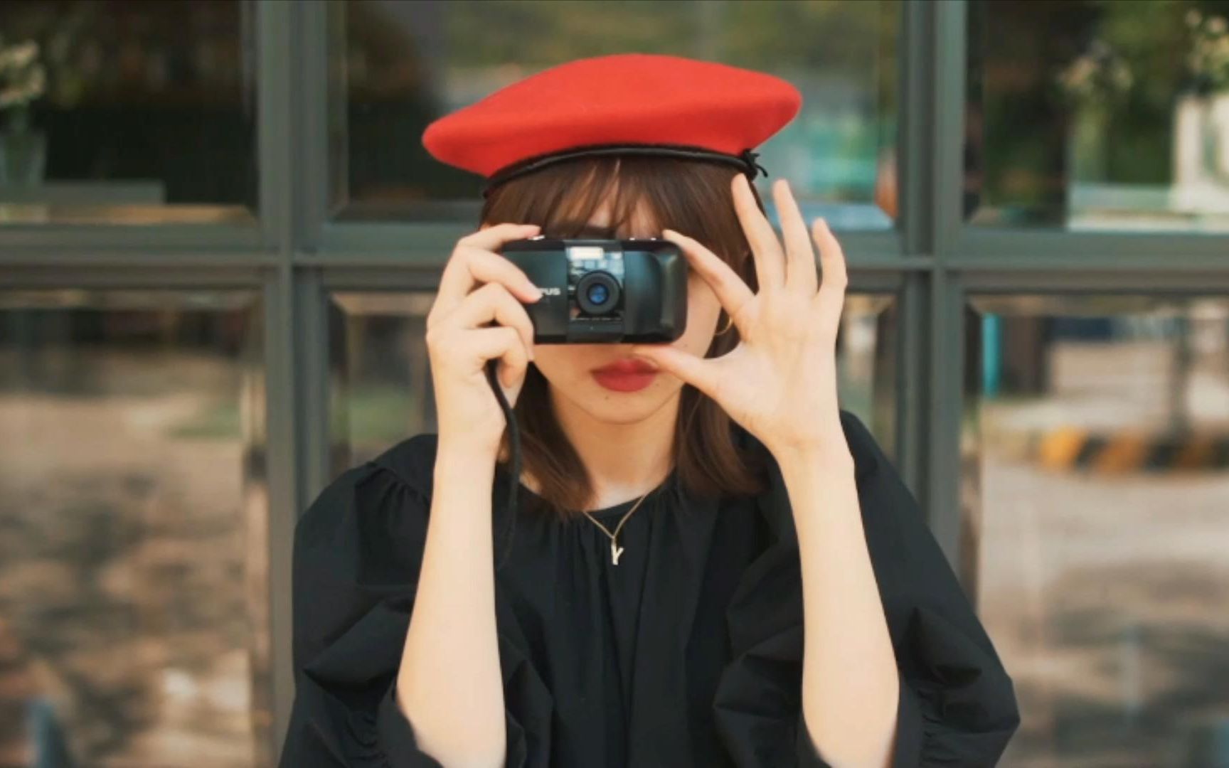少女复古短片 / 可爱风 个人搞怪自我介绍视频