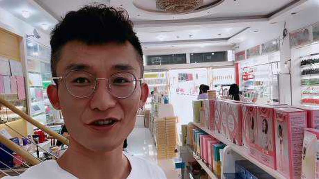 实体批发转型发展拼多多,两个月成交三千单,运行成本太高太难了