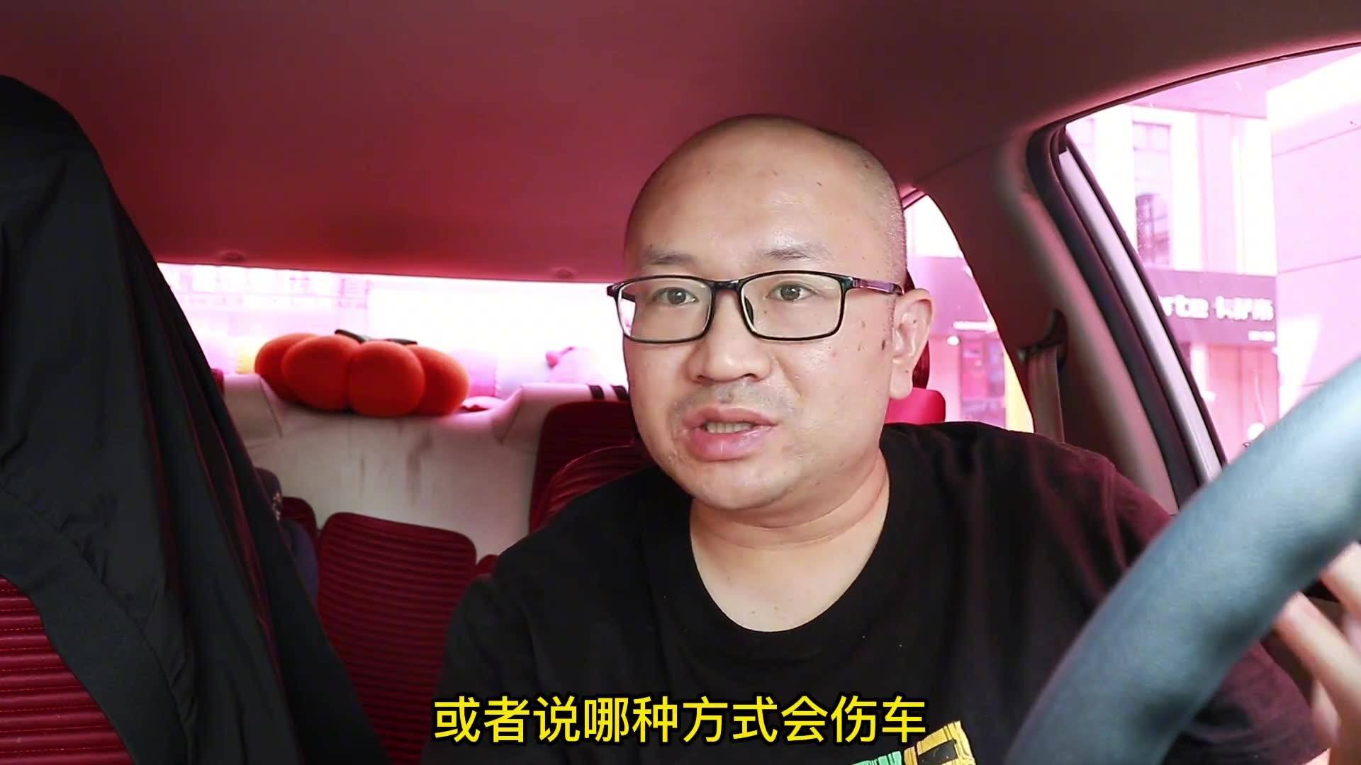 自动挡等红绿灯时用不用挂N挡,不挂N挡真的伤车