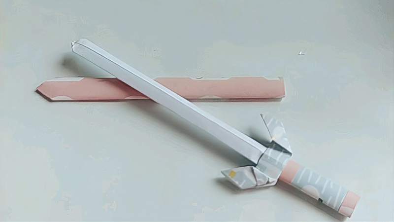 宝剑折纸教程,其实还挺简单的