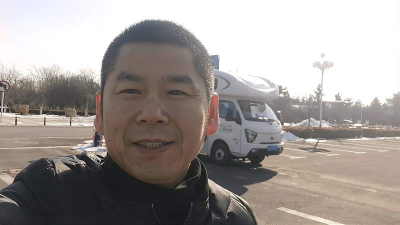 一首片尾音乐和忙碌一天的老男人,10.98万长安房车抢购最后1天了