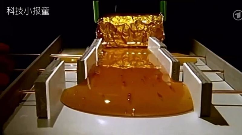 钢化玻璃原来是这样生产的,原材料类似岩浆