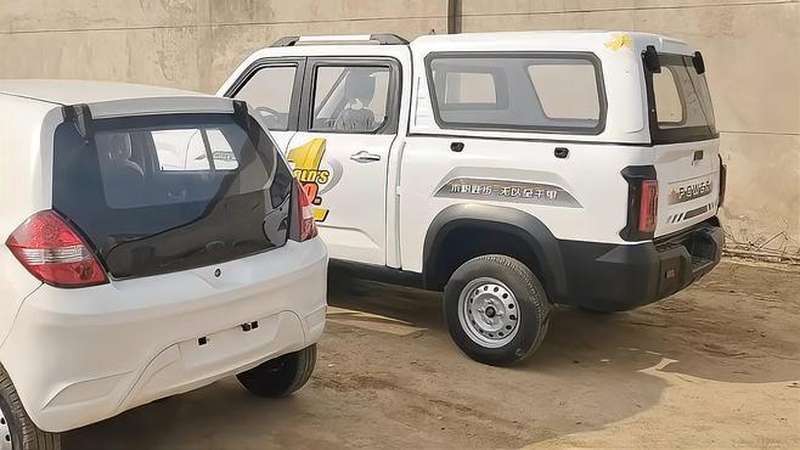 新能源电动四轮代步车家用油电两用老年代步车低速电动汽车代步车