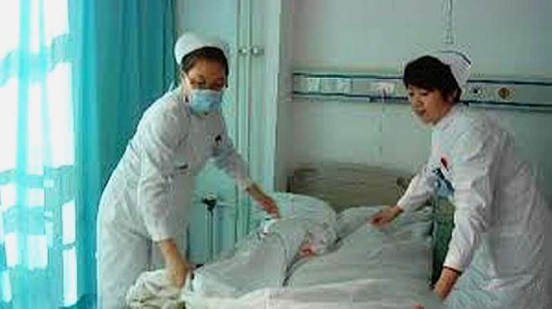 病人去世后,医院会如何处理他们的床单被罩?真相令人恍然大悟