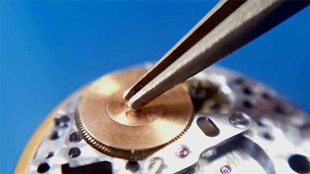 外国大神修复战损级古董劳力士手表