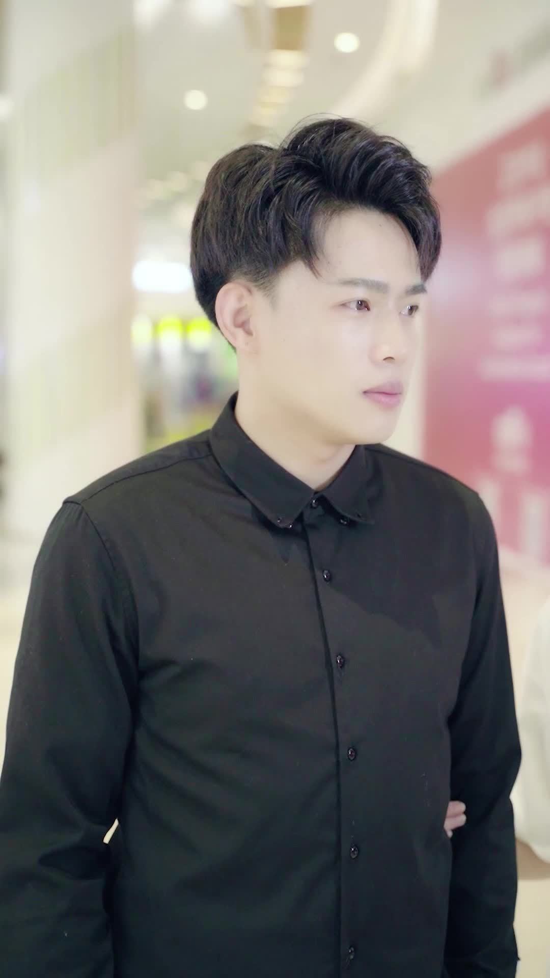 你离我有多远,果实呀?我是藏在你的心里呢,花呀 我要上热门
