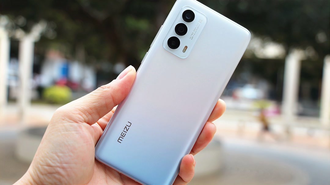 魅族18上手体验,颜值与手感极致的小屏满血旗舰