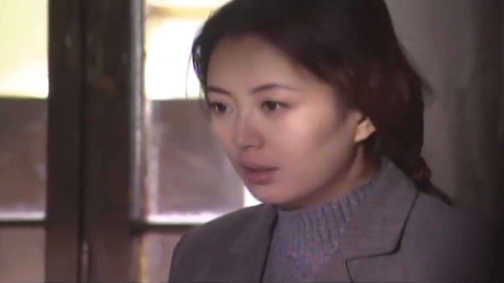 离婚:前夫偷回前妻家,见到前妻:我要吃包子,下秒俩人抱头痛哭