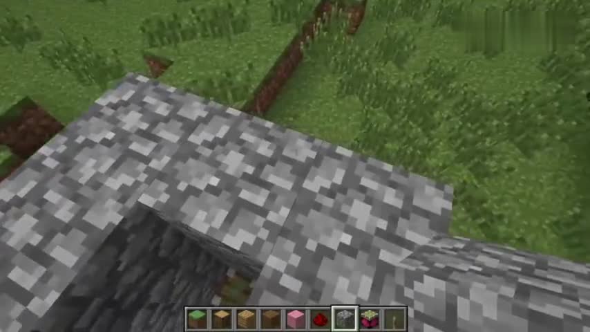 《我的世界》超长的活塞推动器,可以把你弹上天