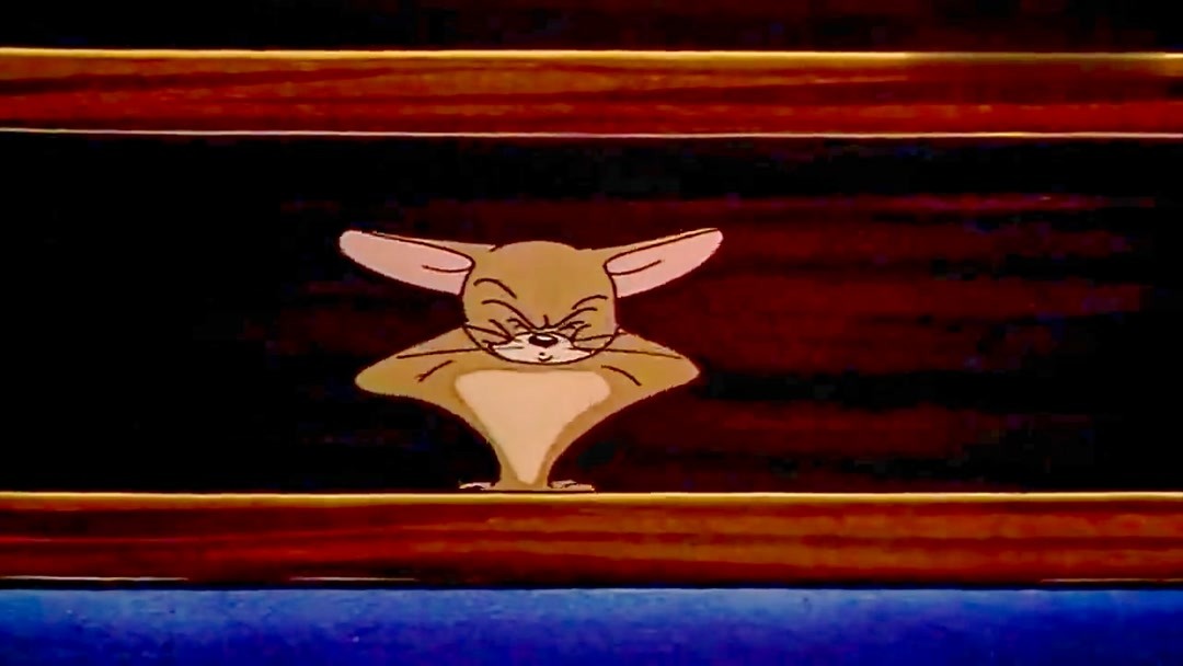 猫和老鼠:汤姆开心玩桌球,杰瑞正在桌下睡觉,直接被桌球砸醒!