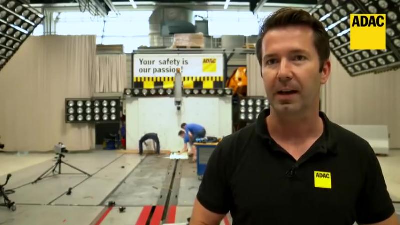 史上最贵碰撞试验 911 GT3RS碰撞布加迪Chiron