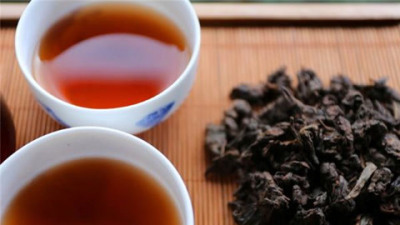 普洱茶茯砖茶均属于黑茶,具有降脂功效,活性成分不同!